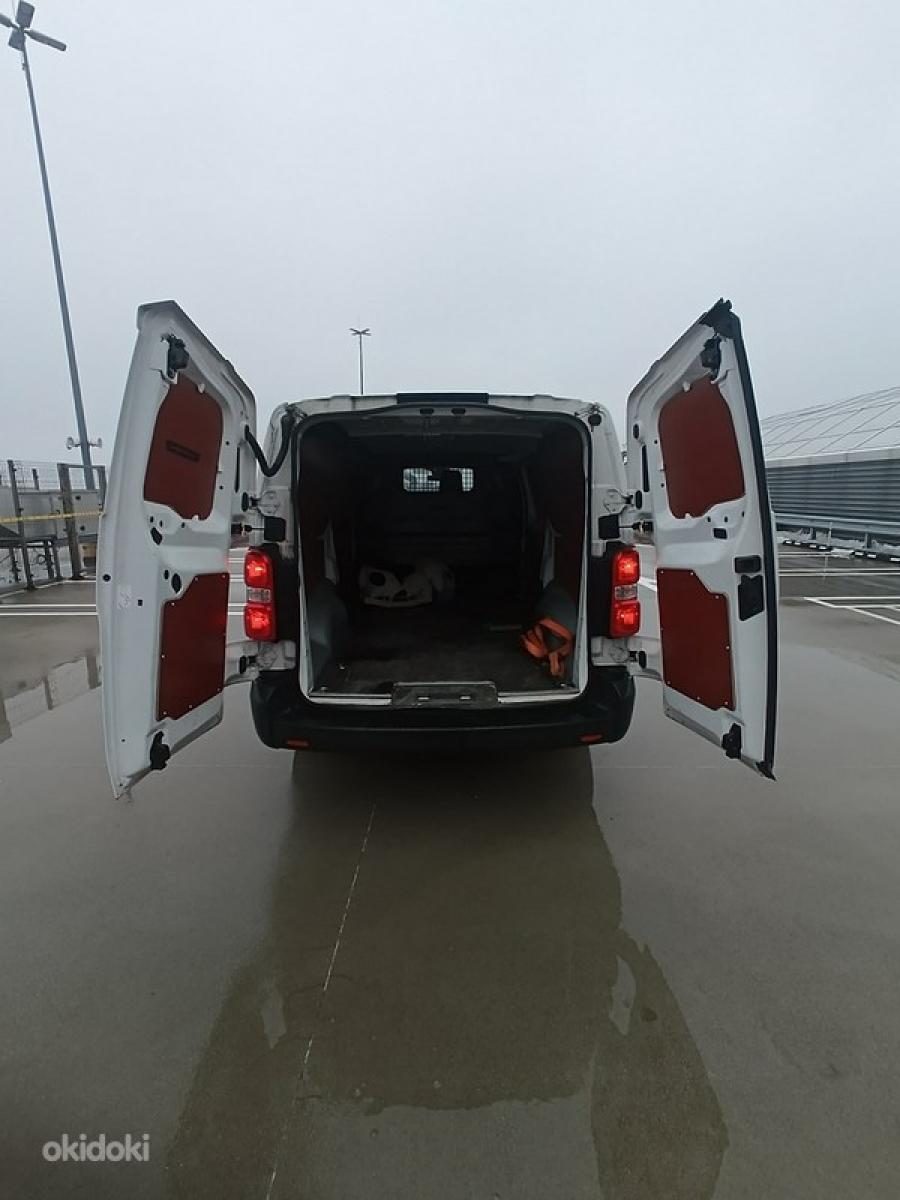 Balts Toyota Proace 2018 Tallina, ar dzinēja tilpumu 2.00 L un nobraukumu 280 tūkst. km par 12500 €, foto 21 vietnē AUTOMOTO.COM.LV