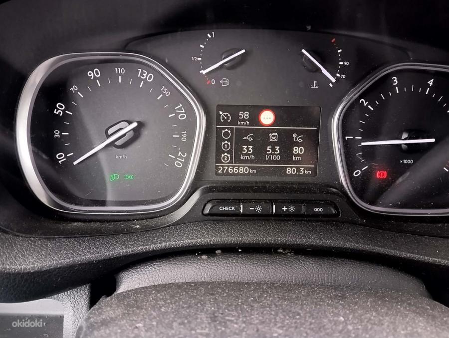 Balts Toyota Proace 2018 Tallina, ar dzinēja tilpumu 2.00 L un nobraukumu 280 tūkst. km par 12500 €, foto 22 vietnē AUTOMOTO.COM.LV