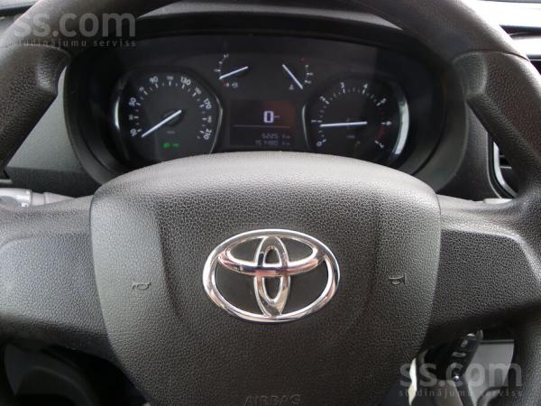 Balts Toyota Proace 2018 Valka, ar dzinēja tilpumu 1.60 L un nobraukumu 151 tūkst. km par 7500 €, foto 9 vietnē AUTOMOTO.COM.LV