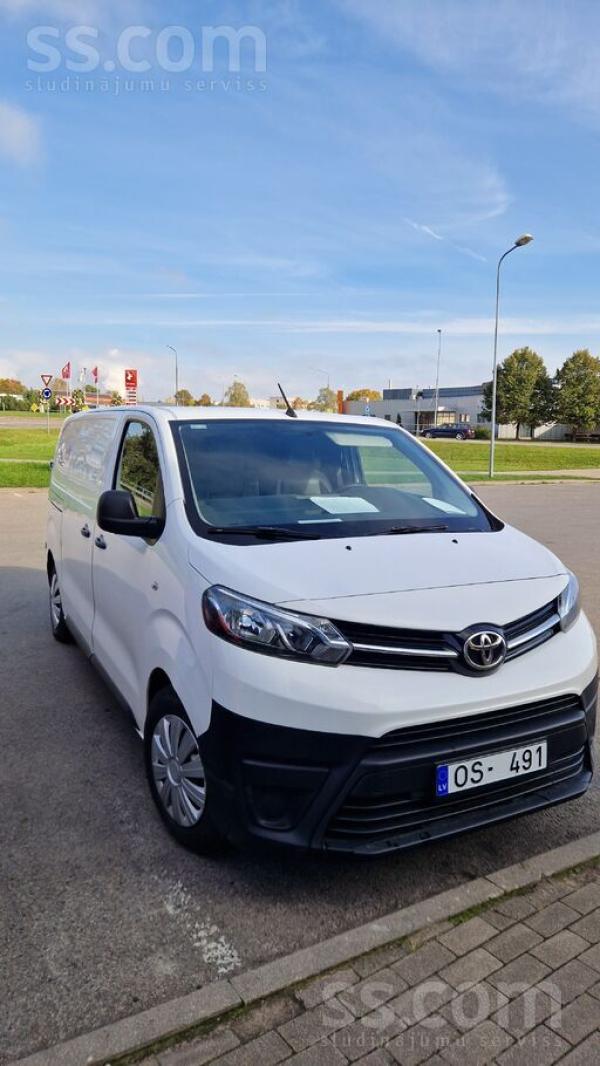 Тойота Proace 2018 в Екабпилс на AUTOMOTO.COM.LV Белый Тойота Proace 2018 в Екабпилс, объемом двигателя 1.50 л и пробегом 188 тыс. км за 6300 €, фото 1 на AUTOMOTO.COM.LV