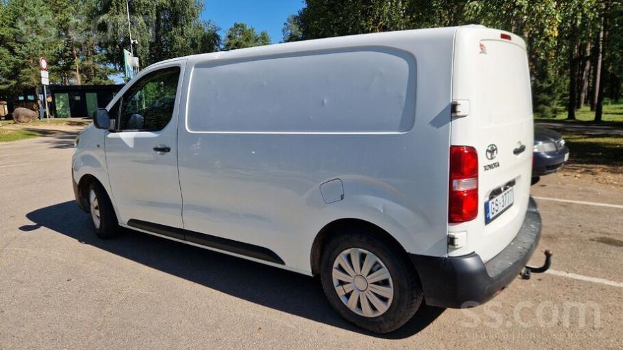White Toyota Proace 2018 in Jekabpils, with an engine capacity of 1.50 L and mileage of 188 thousand km for 6700 €, photo 5 on AUTOMOTO.COM.LV