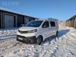 Balts Toyota Proace 2019 Rīga, ar dzinēja tilpumu 1.60 L un nobraukumu 180 tūkst. km par 13500 €, foto  vietnē AUTOMOTO.COM.LV