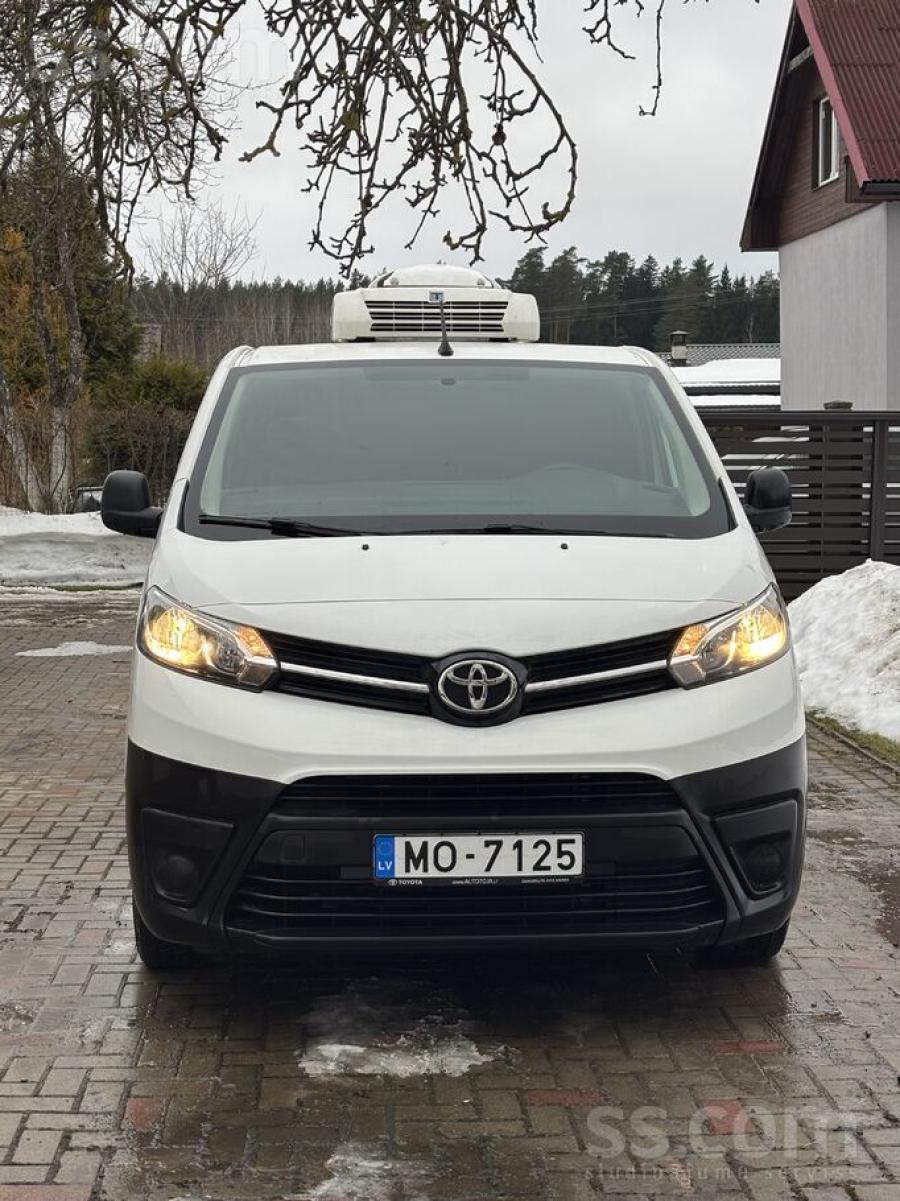 Balts Toyota Proace 2019 Rīga, ar dzinēja tilpumu 2.00 L un nobraukumu 94 tūkst. km par 14900 €, foto 1 vietnē AUTOMOTO.COM.LV