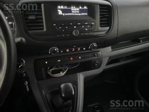White Toyota Proace 2019 in Riga, with an engine capacity of 2.00 L and mileage of 210 thousand km for 8750 €, photo 5 on AUTOMOTO.COM.LV