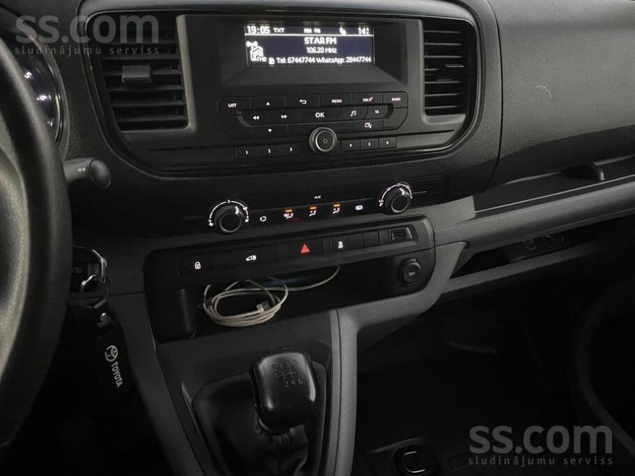 White Toyota Proace 2019 in Riga, with an engine capacity of 2.00 L and mileage of 210 thousand km for 8750 €, photo 5 on AUTOMOTO.COM.LV