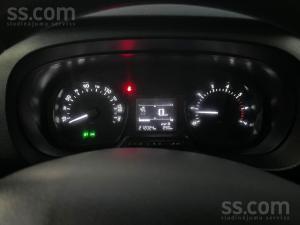 White Toyota Proace 2019 in Riga, with an engine capacity of 2.00 L and mileage of 210 thousand km for 8750 €, photo 6 on AUTOMOTO.COM.LV