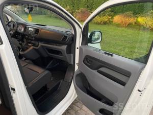 White Toyota Proace 2019 in Riga, with an engine capacity of 2.00 L and mileage of 210 thousand km for 8750 €, photo 7 on AUTOMOTO.COM.LV
