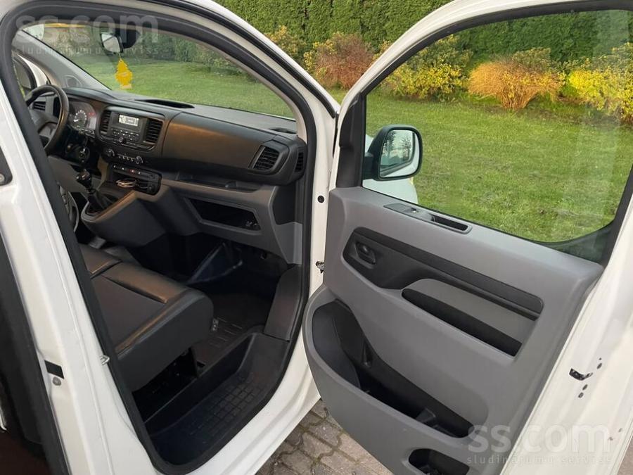 White Toyota Proace 2019 in Riga, with an engine capacity of 2.00 L and mileage of 210 thousand km for 8750 €, photo 16 on AUTOMOTO.COM.LV