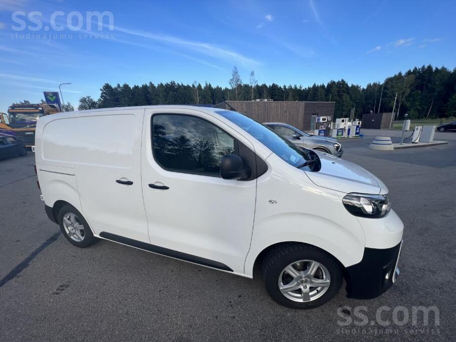 Balts Toyota Proace 2020 Rīga, ar dzinēja tilpumu 1.50 L un nobraukumu 98 tūkst. km par 10900 €, foto 6 vietnē AUTOMOTO.COM.LV