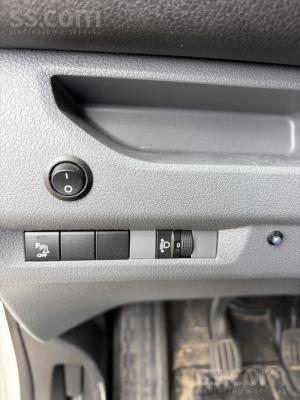 Balts Toyota Proace 2020 Rīga, ar dzinēja tilpumu 2.00 L un nobraukumu 121 tūkst. km par 12800 €, foto 14 vietnē AUTOMOTO.COM.LV