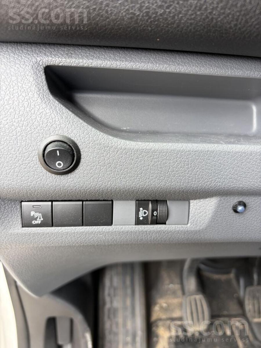 Balts Toyota Proace 2020 Rīga, ar dzinēja tilpumu 2.00 L un nobraukumu 121 tūkst. km par 12800 €, foto 14 vietnē AUTOMOTO.COM.LV