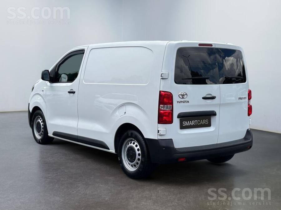 White Toyota Proace 2020 in Riga, with an engine capacity of 1.50 L and mileage of 175 thousand km for 8230 €, photo 4 on AUTOMOTO.COM.LV