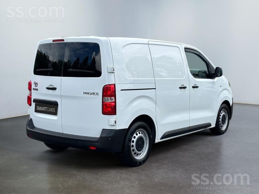 White Toyota Proace 2020 in Riga, with an engine capacity of 1.50 L and mileage of 175 thousand km for 8230 €, photo 6 on AUTOMOTO.COM.LV
