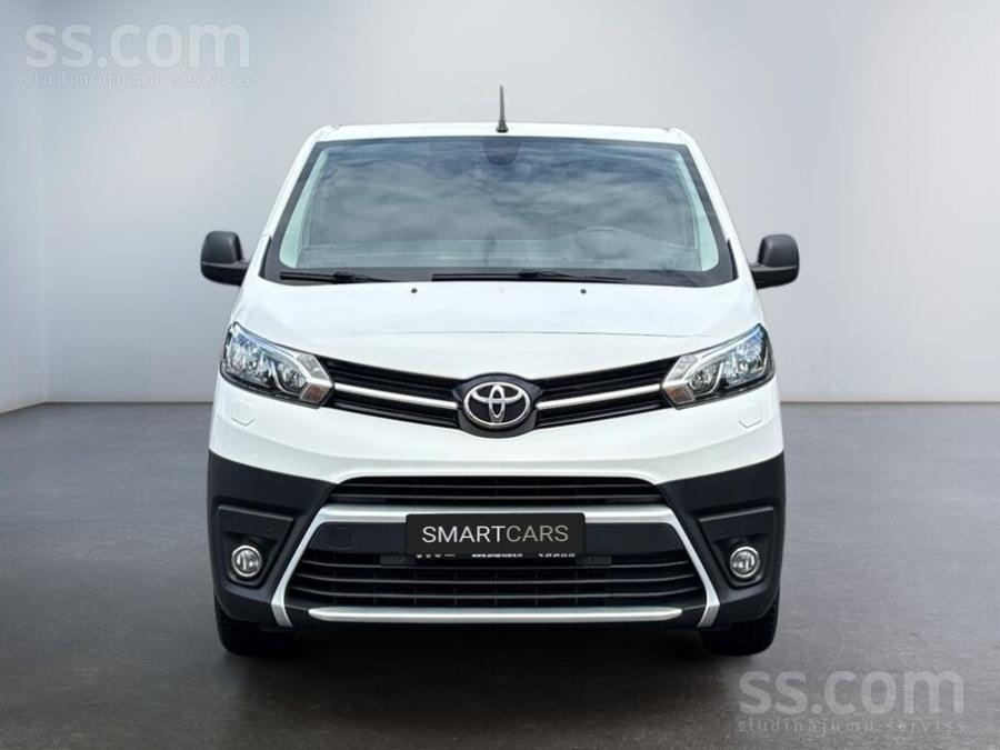 White Toyota Proace 2020 in Riga, with an engine capacity of 1.50 L and mileage of 175 thousand km for 8230 €, photo 9 on AUTOMOTO.COM.LV
