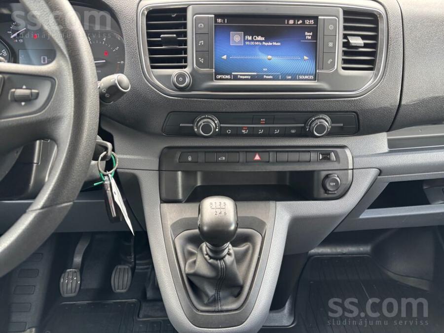 White Toyota Proace 2020 in Riga, with an engine capacity of 1.50 L and mileage of 175 thousand km for 8230 €, photo 12 on AUTOMOTO.COM.LV