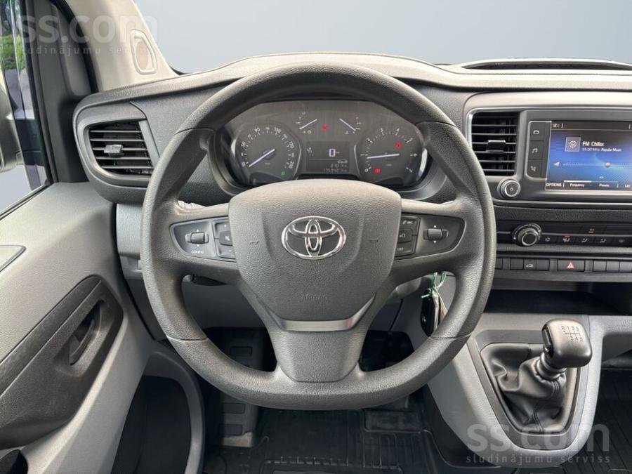 White Toyota Proace 2020 in Riga, with an engine capacity of 1.50 L and mileage of 175 thousand km for 8230 €, photo 13 on AUTOMOTO.COM.LV