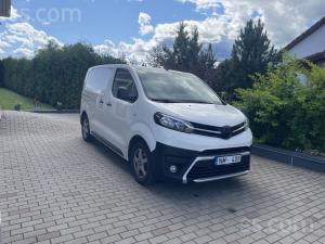 White Toyota Proace 2020 in Riga, with an engine capacity of 1.50 L and mileage of 122 thousand km for 14900 €, photo 3 on AUTOMOTO.COM.LV