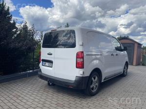 White Toyota Proace 2020 in Riga, with an engine capacity of 1.50 L and mileage of 122 thousand km for 14900 €, photo 8 on AUTOMOTO.COM.LV