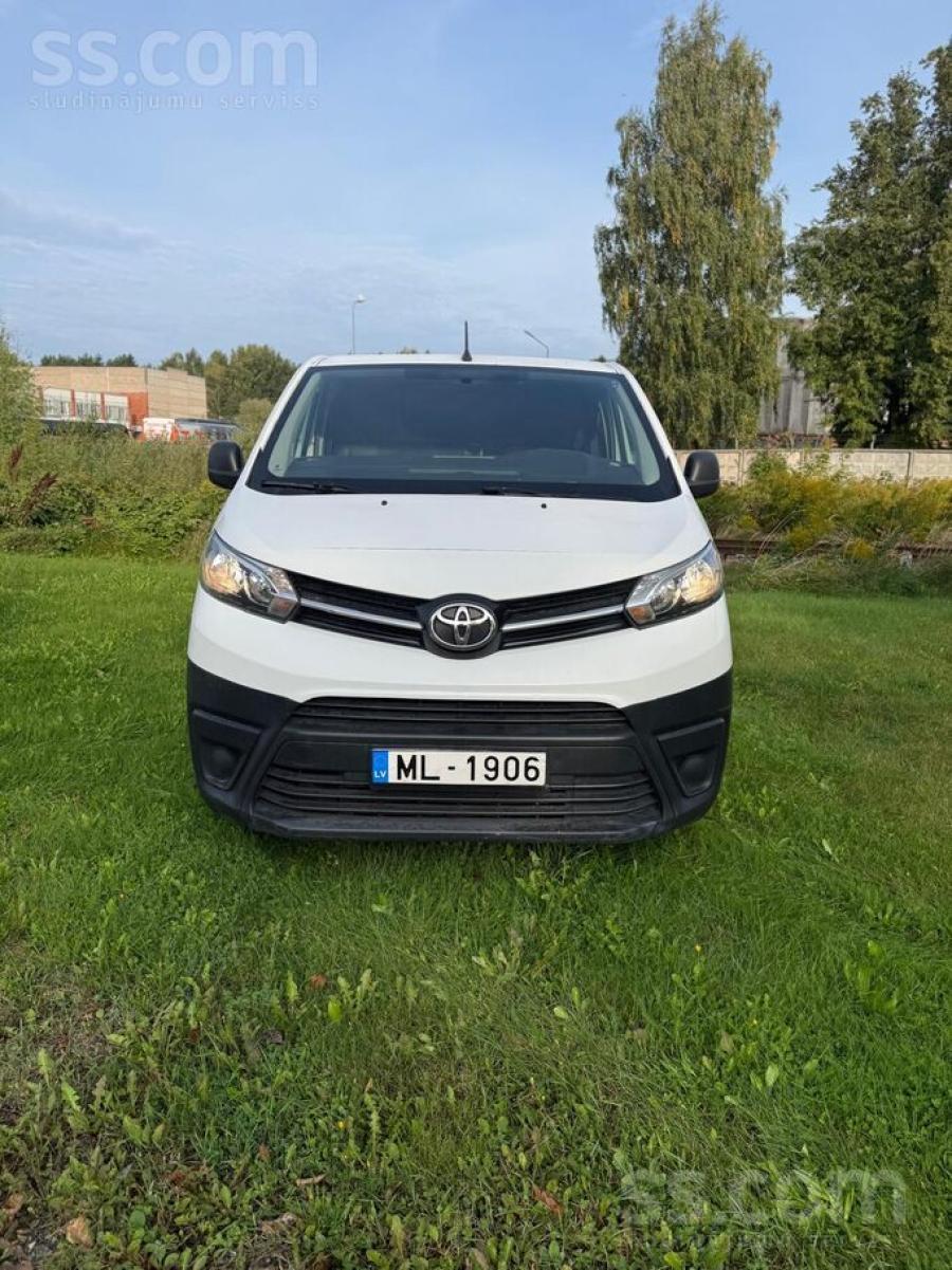 Balts Toyota Proace 2020 Rīga, ar dzinēja tilpumu 2.00 L un nobraukumu 164 tūkst. km par 10900 €, foto 1 vietnē AUTOMOTO.COM.LV