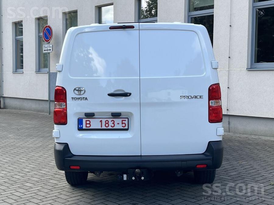 Balts Toyota Proace 2021 Jelgava, ar dzinēja tilpumu 2.00 L un nobraukumu 109 tūkst. km par 17600 €, foto 5 vietnē AUTOMOTO.COM.LV