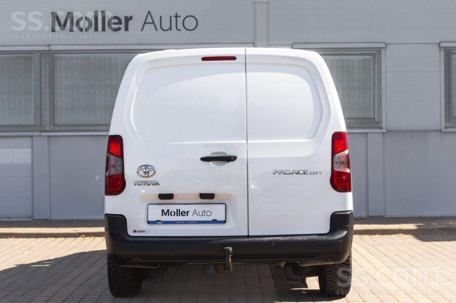 Balts Toyota Proace 2021 Ventspils, ar dzinēja tilpumu 1.50 L un nobraukumu 131 tūkst. km par 11700 €, foto 5 vietnē AUTOMOTO.COM.LV