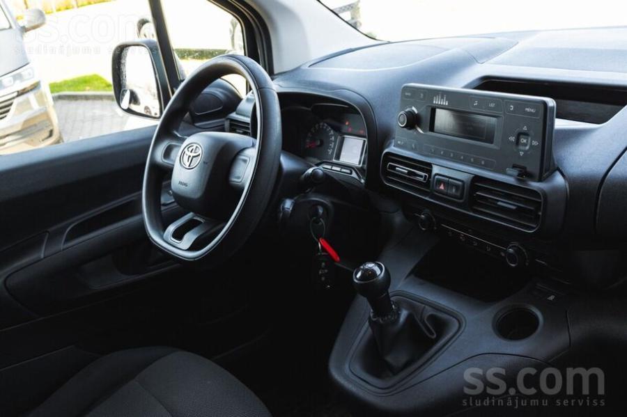 Balts Toyota Proace 2021 Ventspils, ar dzinēja tilpumu 1.50 L un nobraukumu 131 tūkst. km par 11700 €, foto 16 vietnē AUTOMOTO.COM.LV