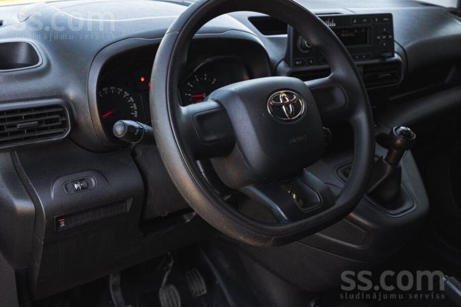Balts Toyota Proace 2021 Ventspils, ar dzinēja tilpumu 1.50 L un nobraukumu 131 tūkst. km par 11700 €, foto 18 vietnē AUTOMOTO.COM.LV