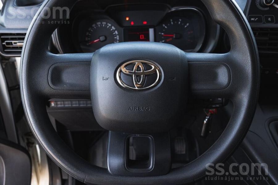 Balts Toyota Proace 2021 Ventspils, ar dzinēja tilpumu 1.50 L un nobraukumu 131 tūkst. km par 11700 €, foto 19 vietnē AUTOMOTO.COM.LV