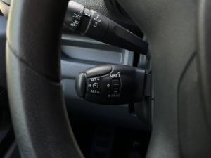 White Toyota Proace 2021 in Riga, with an engine capacity of 2.00 L and mileage of 109 thousand km for 17990 €, photo 4 on AUTOMOTO.COM.LV