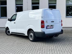 White Toyota Proace 2021 in Riga, with an engine capacity of 2.00 L and mileage of 109 thousand km for 17990 €, photo 9 on AUTOMOTO.COM.LV