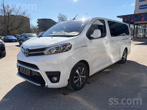 Белый Тойота Proace 2022 в Рига, объемом двигателя 1.60 л и пробегом 280 тыс. км за 17000 €, фото 2 на AUTOMOTO.COM.LV