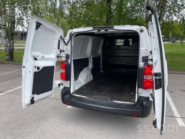 Balts Toyota Proace 2022 Rīga, ar dzinēja tilpumu 2.00 L un nobraukumu 147 tūkst. km par 12990 €, foto 5 vietnē AUTOMOTO.COM.LV