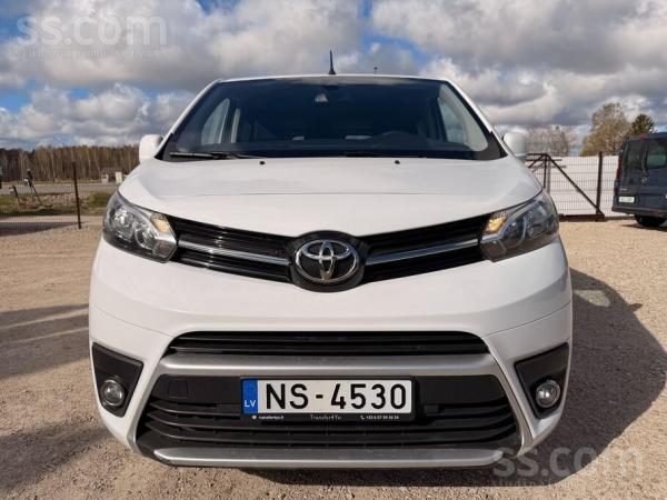 Balts Toyota Proace 2023 Rīga, ar dzinēja tilpumu 2.00 L un nobraukumu 160 tūkst. km par 19900 €, foto 1 vietnē AUTOMOTO.COM.LV