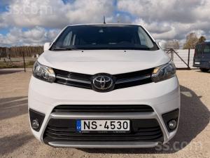 Balts Toyota Proace 2023 Rīga, ar dzinēja tilpumu 2.00 L un nobraukumu 160 tūkst. km par 19900 €, foto  vietnē AUTOMOTO.COM.LV