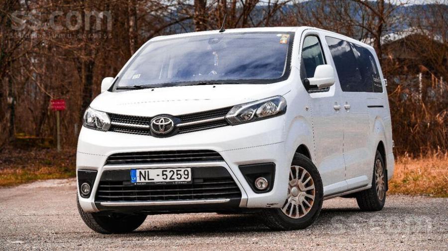 Balts Toyota Proace 2023 Rīga, ar dzinēja tilpumu 2.00 L un nobraukumu 151 tūkst. km par 18499 €, foto 1 vietnē AUTOMOTO.COM.LV