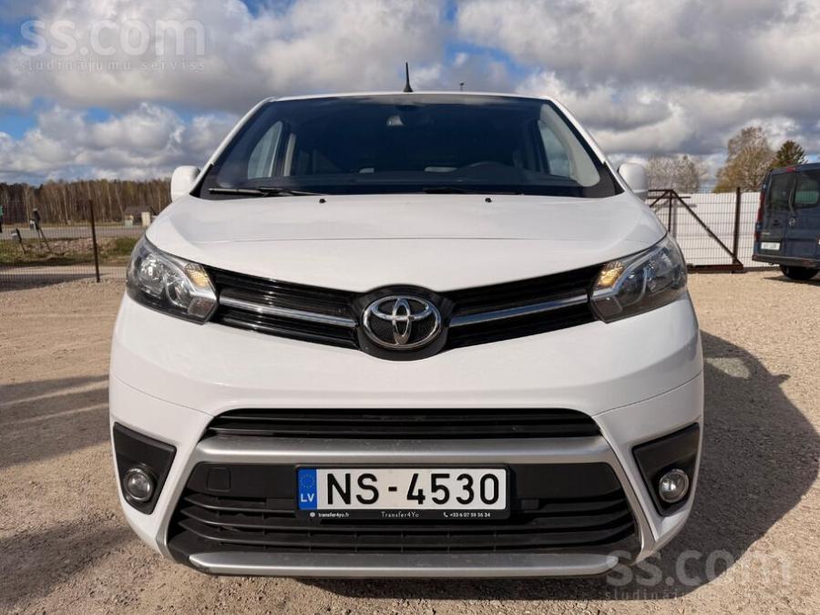 White Toyota Proace 2023 in Riga, with an engine capacity of 2.00 L and mileage of 160 thousand km for 20550 €, photo 1 on AUTOMOTO.COM.LV