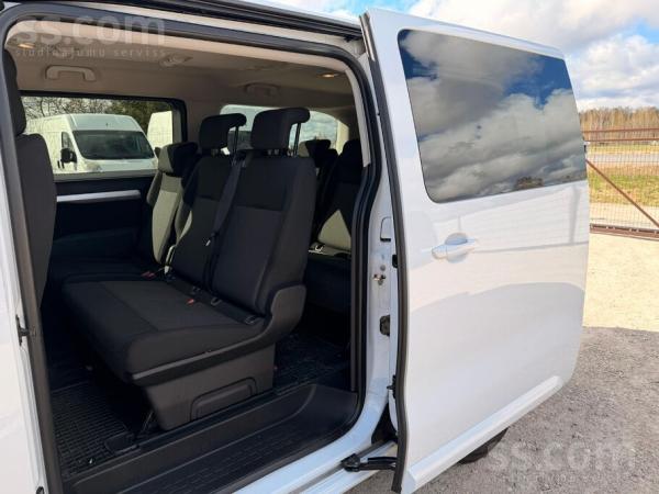 Toyota Proace 2023 in Riga on AUTOMOTO.COM.LV White Toyota Proace 2023 in Riga, with an engine capacity of 2.00 L and mileage of 160 thousand km for 20550 €, photo 9 on AUTOMOTO.COM.LV