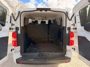 White Toyota Proace 2023 in Riga, with an engine capacity of 2.00 L and mileage of 160 thousand km for 20550 €, photo 10 on AUTOMOTO.COM.LV