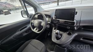 Balts Toyota Proace 2024 Rīga, ar dzinēja tilpumu 1.50 L un nobraukumu 16 tūkst. km par 17990 €, foto 8 vietnē AUTOMOTO.COM.LV