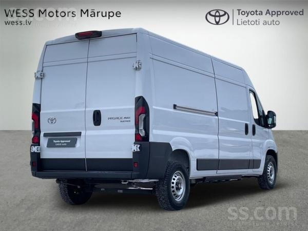 Balts Toyota Proace 2024 Rīga, ar dzinēja tilpumu 2.00 L un nobraukumu 4 tūkst. km par 44990 €, foto 2 vietnē AUTOMOTO.COM.LV