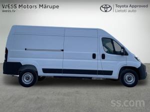 White Toyota Proace 2024 in Riga, with an engine capacity of 2.00 L and mileage of 4 thousand km for 44990 €, photo 17 on AUTOMOTO.COM.LV