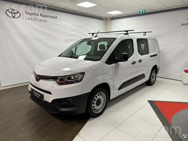 Белый Тойота Proace 2024 в Екабпилс, объемом двигателя 1.50 л и пробегом 19 тыс. км за 21700 €, фото 1 на AUTOMOTO.COM.LV