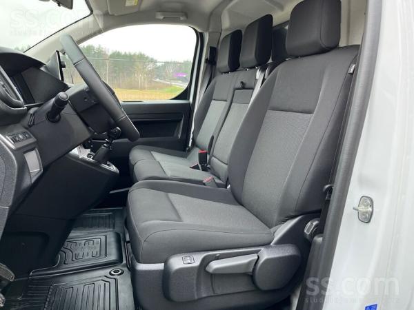 Balts Toyota Proace 2025 Rīga, ar dzinēja tilpumu 1.50 L un nobraukumu 100 tūkst. km par 32990 €, foto 10 vietnē AUTOMOTO.COM.LV
