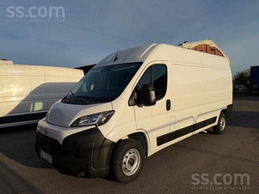 Balts Toyota Proace 2025 Rīga, ar dzinēja tilpumu 2.20 L un nobraukumu 300 tūkst. km par 37700 €, foto 1 vietnē AUTOMOTO.COM.LV
