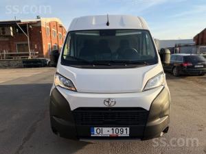 Balts Toyota Proace 2025 Rīga, ar dzinēja tilpumu 2.20 L un nobraukumu 300 tūkst. km par 37700 €, foto 2 vietnē AUTOMOTO.COM.LV