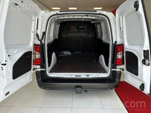 Balts Toyota Proace 2026 Jēkabpils, ar dzinēja tilpumu 1.50 L un nobraukumu 0 tūkst. km par 26900 €, foto 7 vietnē AUTOMOTO.COM.LV