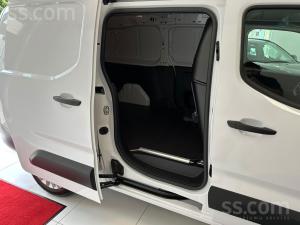 Balts Toyota Proace 2026 Jēkabpils, ar dzinēja tilpumu 1.50 L un nobraukumu 0 tūkst. km par 26900 €, foto 9 vietnē AUTOMOTO.COM.LV