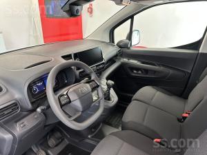 Balts Toyota Proace 2026 Jēkabpils, ar dzinēja tilpumu 1.50 L un nobraukumu 0 tūkst. km par 26900 €, foto 14 vietnē AUTOMOTO.COM.LV