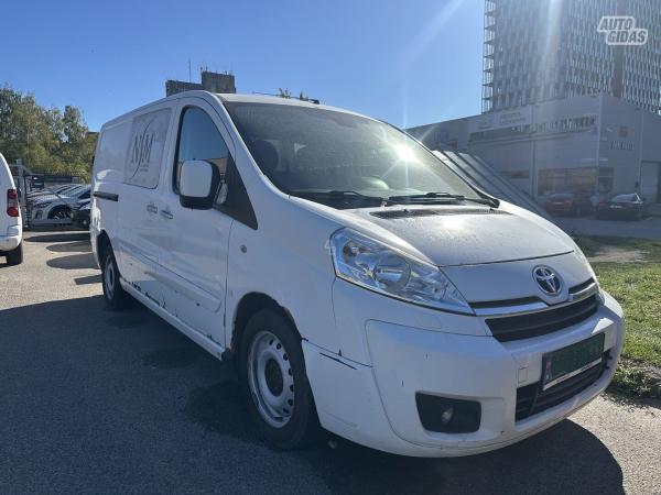Toyota Proace 2015 in Vilnius on AUTOMOTO.COM.LV White Toyota Proace 2015 in Vilnius, with an engine capacity of 2.00 L and mileage of 295 thousand km for 2000 €, photo 1 on AUTOMOTO.COM.LV