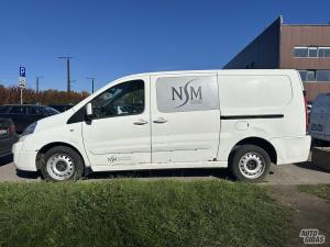 Balts Toyota Proace 2015 Viļņa, ar dzinēja tilpumu 2.00 L un nobraukumu 295 tūkst. km par 2000 €, foto 6 vietnē AUTOMOTO.COM.LV